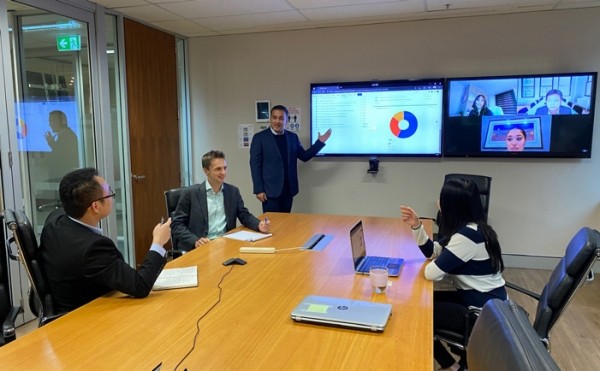 Seven Consulting Graduate Program | Seven Consulting